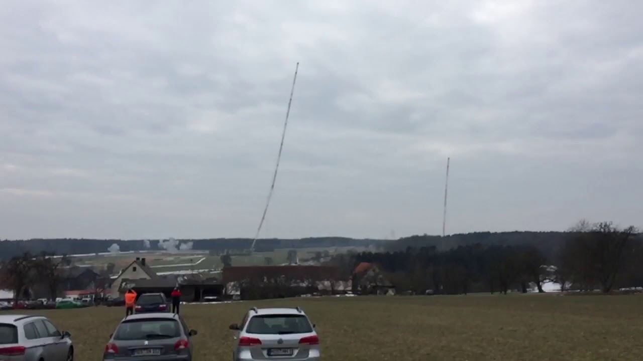 Sprengung der Sendemasten Donebach - YouTube