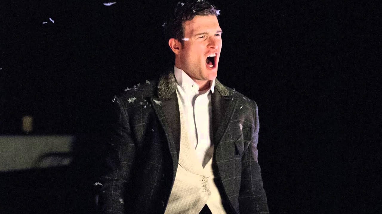 Tenor Jonathan Blalock sings Je crois entendre encore - YouTube