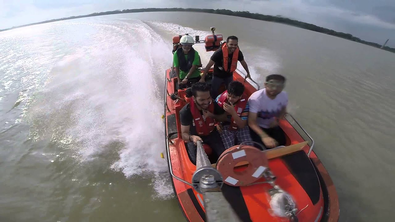 Speed boat ride, Shugondha River Jhalakati, Bangladesh. (Part 2) Manu ...
