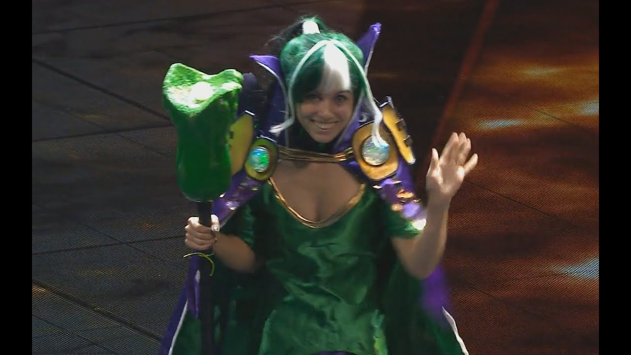 The International 2016 DOTA 2 Cosplay @ Rubick hero by cute girl ...