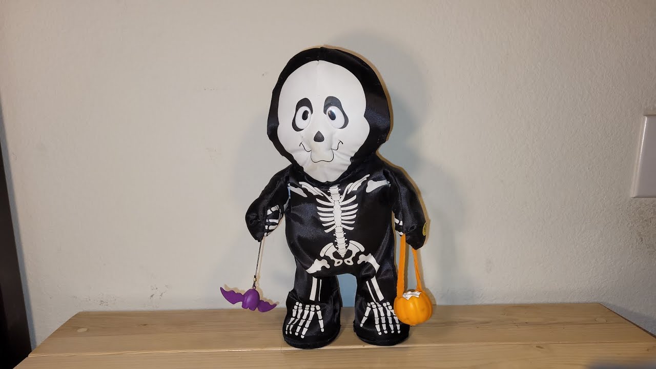 gemmy 2004 prototype grooving monsters- Skeleton "super freak" - YouTube