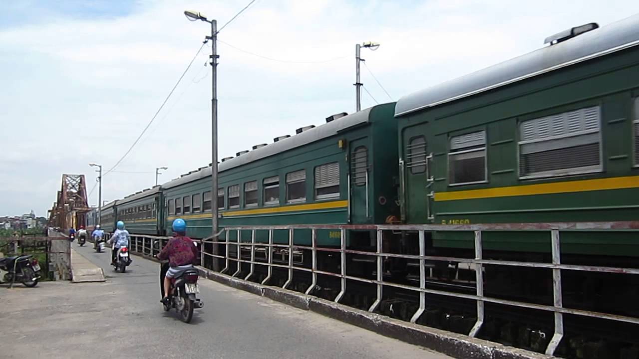 [1200] D19E-908 kéo LP6 (07.08.2013) [HD720] - YouTube