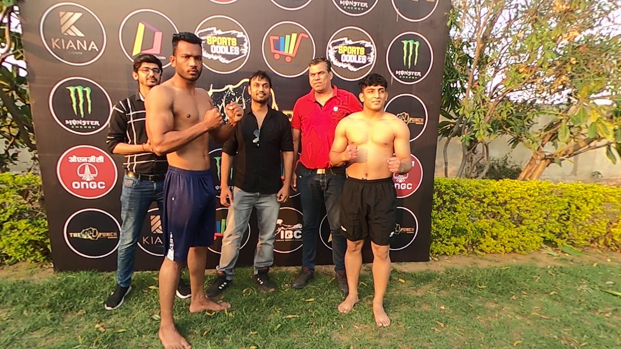 Harsh gill Vs Jaskaran Singh at The Punch Boxing - YouTube