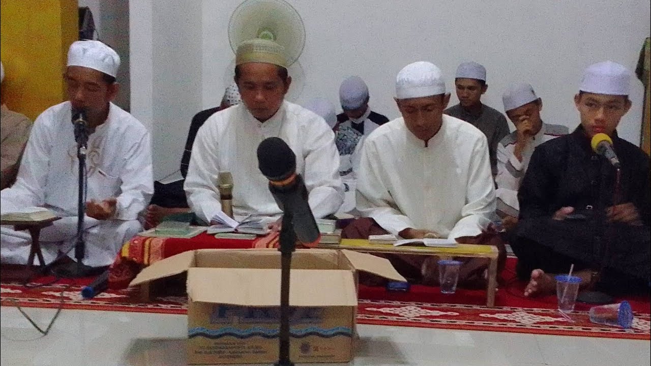Pembacaan Maulid di Moshala Nurul Iman - YouTube