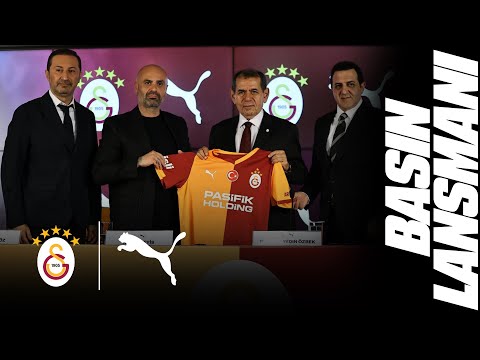 🔴 Kulübümüz ile PUMA arasında, forma sponsorluğu anlaşmasının yenilenmesini kapsayan imza töreni
