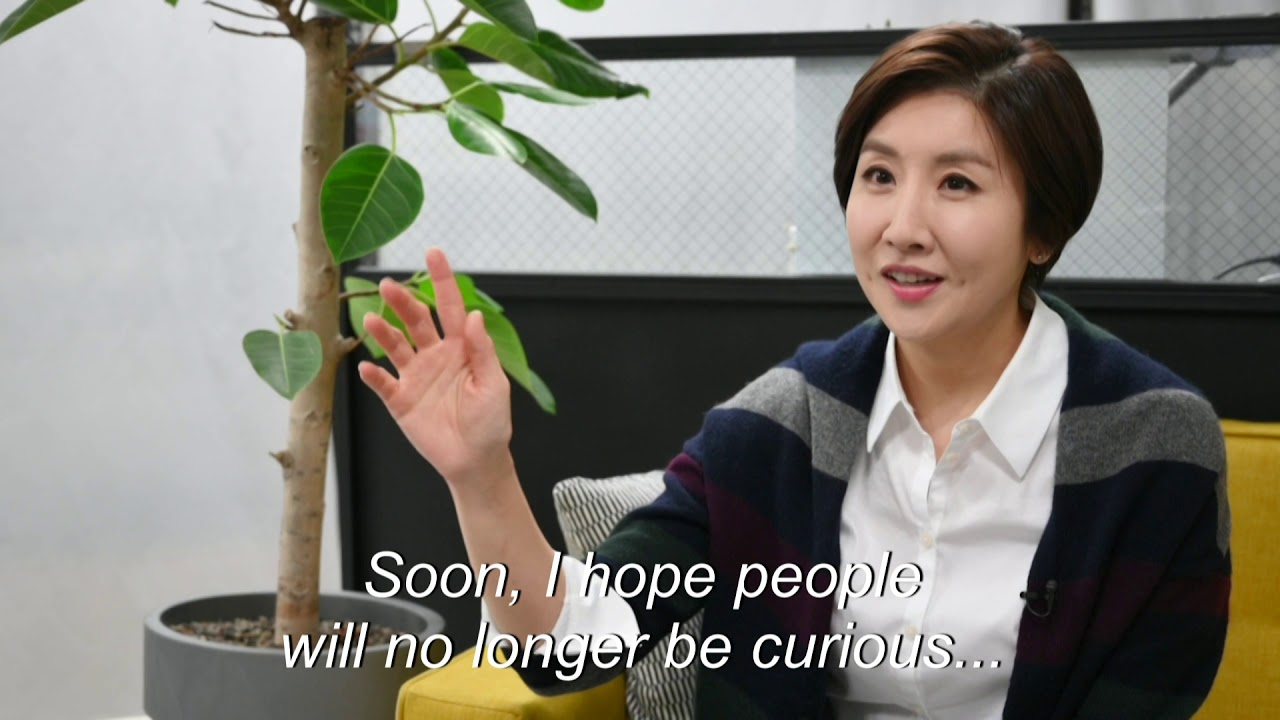 Breaking news and barriers: South Korea's first main female anchor ...