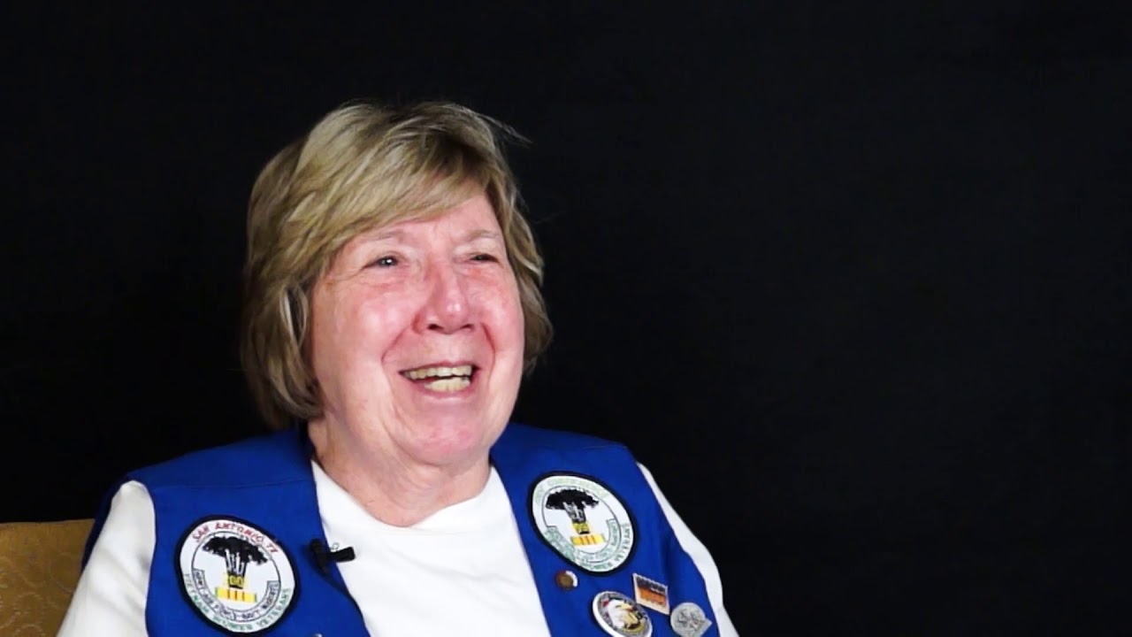 Women Veterans Discuss Their Experiences in Vietnam - YouTube