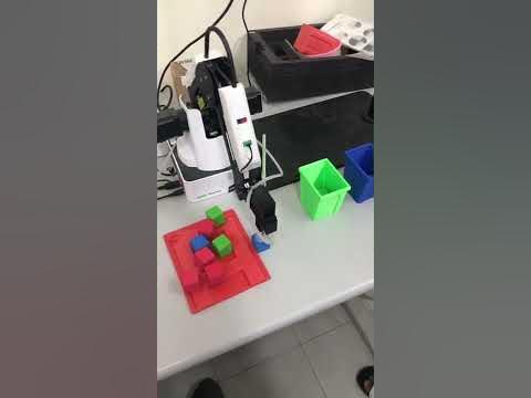 Dobot Magician demo using Blockly - YouTube