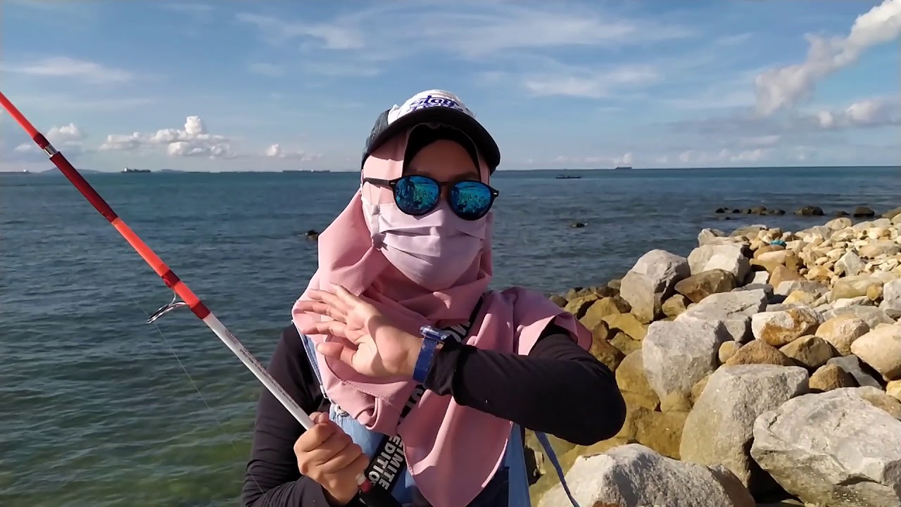 Mancing di pulau putri batam - YouTube