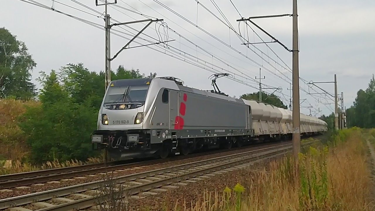 Traxx DC3 E594 012 ze składem gruszek wyjeżdża z Zielonej Góry - YouTube