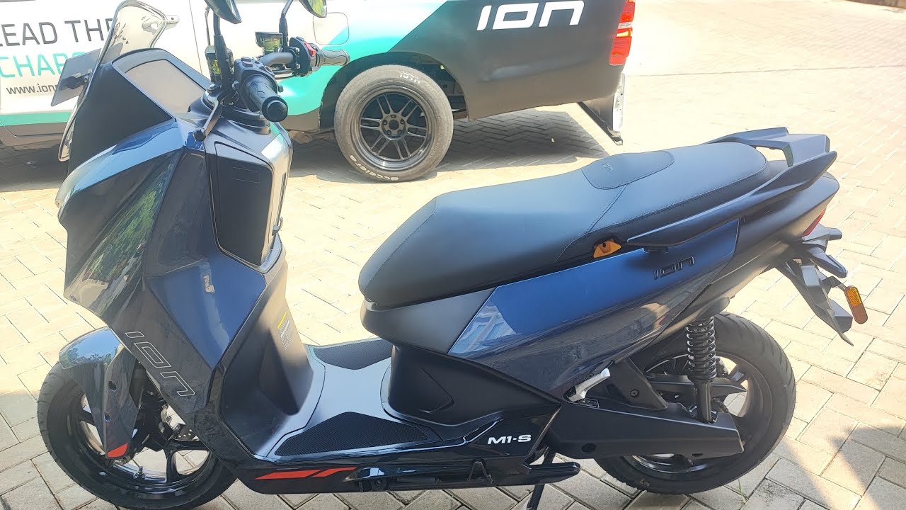 Test Ride M1-S Ion Mobility - YouTube