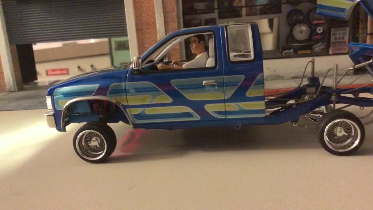 Jevries - Next Level Lowrider Bed Dancer Mini Truck - YouTube
