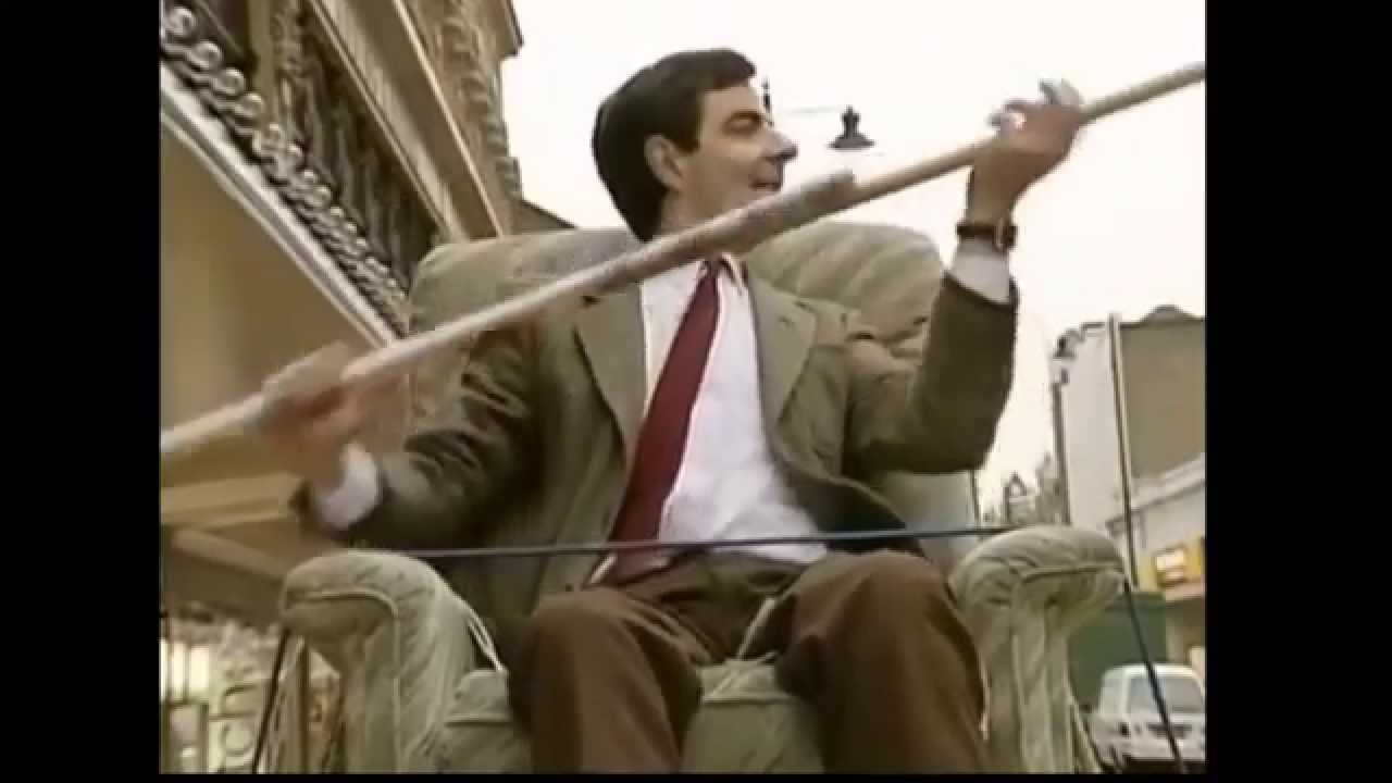Mr Bean de conductor en el techo del coche - YouTube
