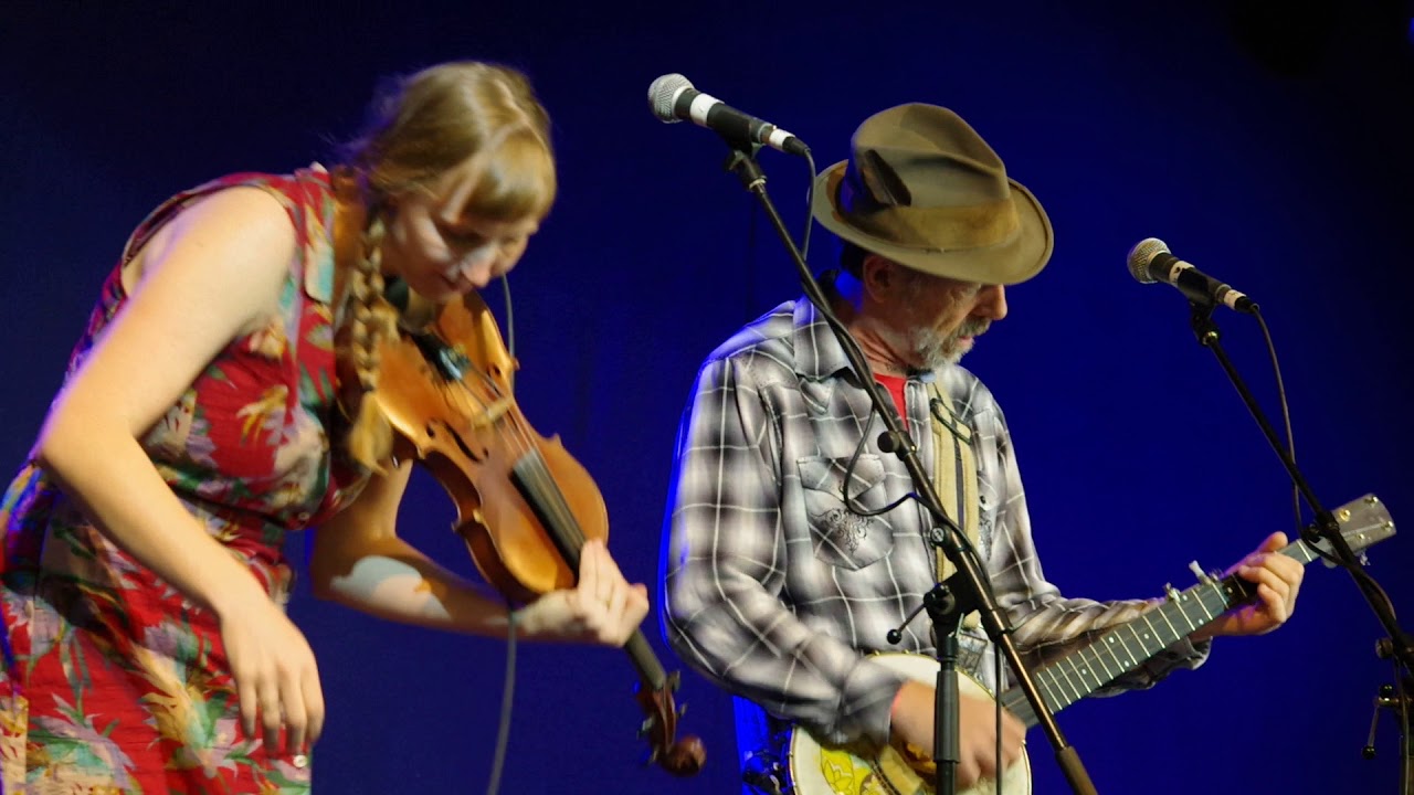 Richie and Rosie @ The Wellington Folk Festival October 2017 - YouTube