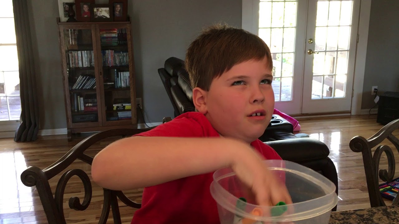 Logan's Smelly Markers - YouTube