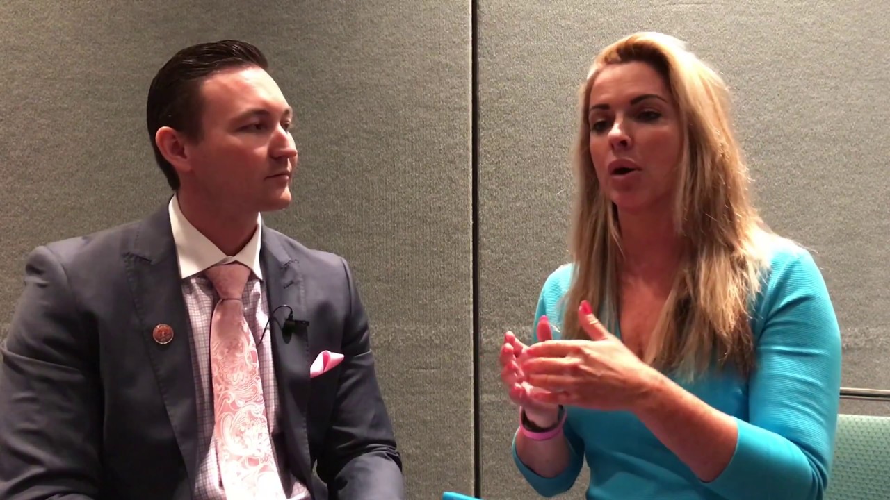 Cosmetic Corner with Chris Surek, DO and Dr Jennifer Walden - YouTube