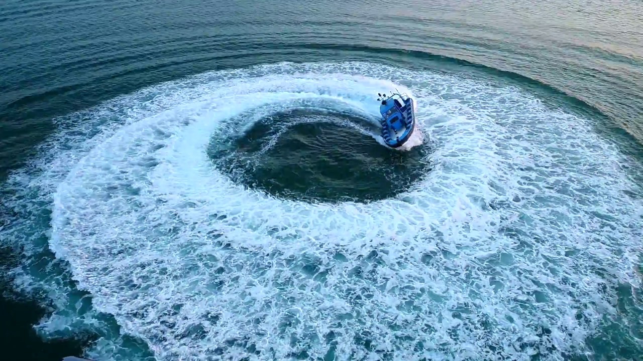 ASIS Super Fast Interceptor RIB – Complete 360 turn demo - YouTube