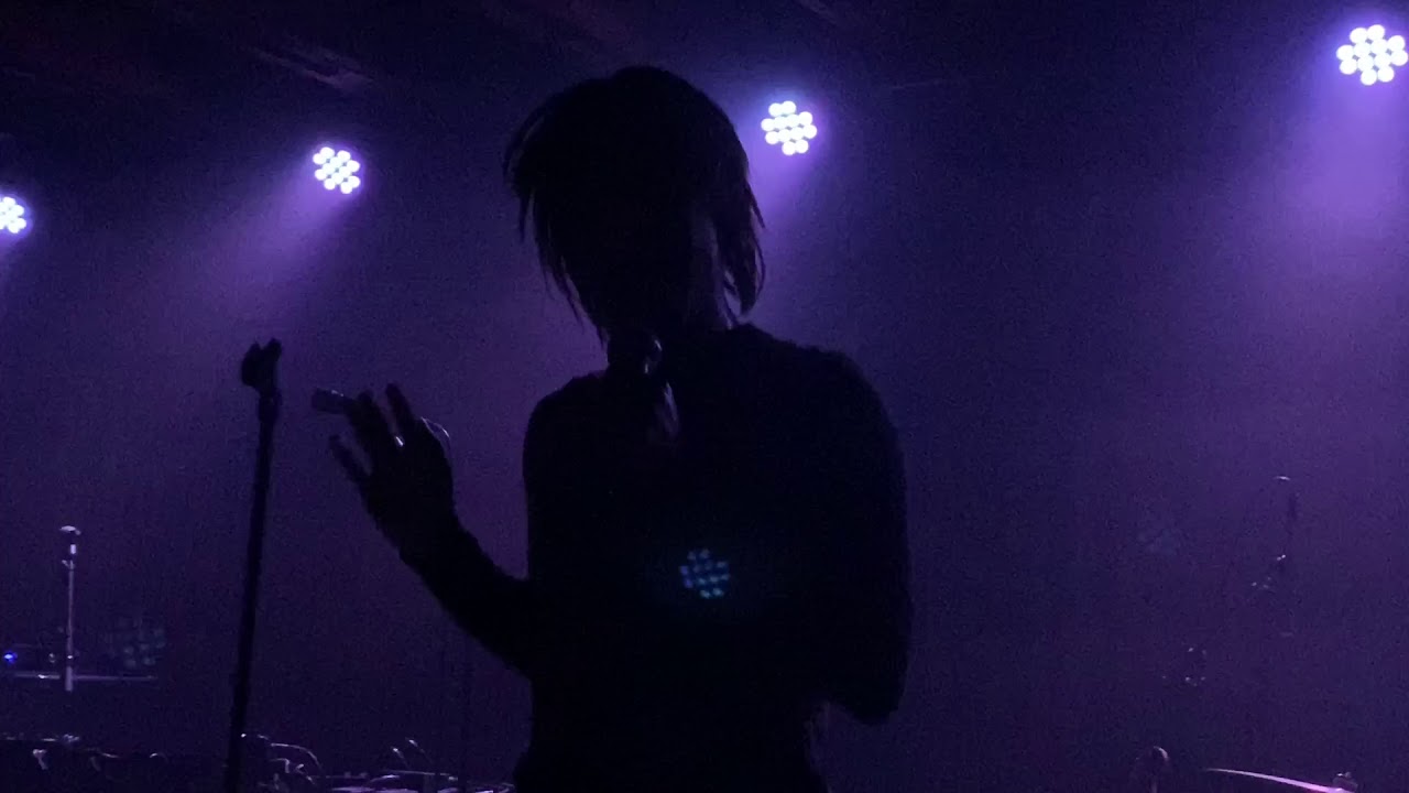 Ecco2k - Calcium (Live) - YouTube