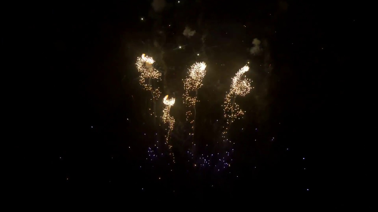 [4K] Twisted Vikings- Fireworks for All - YouTube