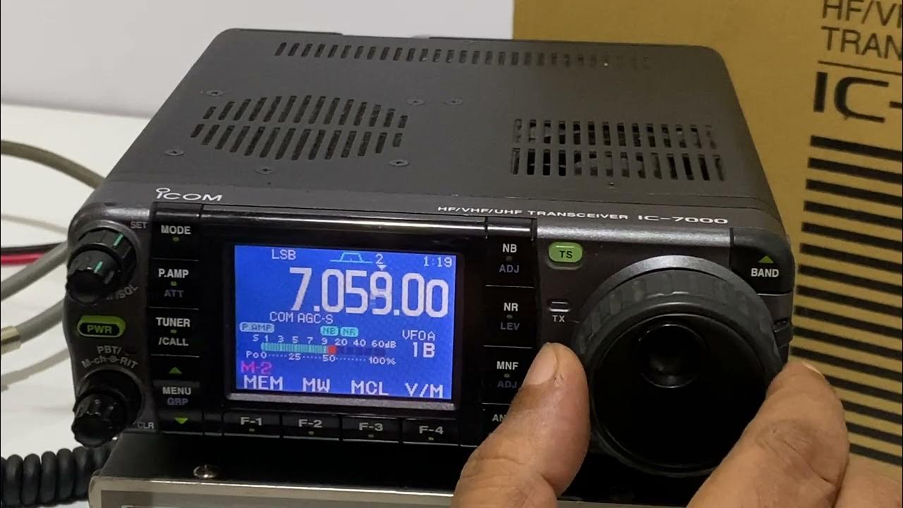 Icom IC-7000 HF/VHF/UHF Test RX - YouTube