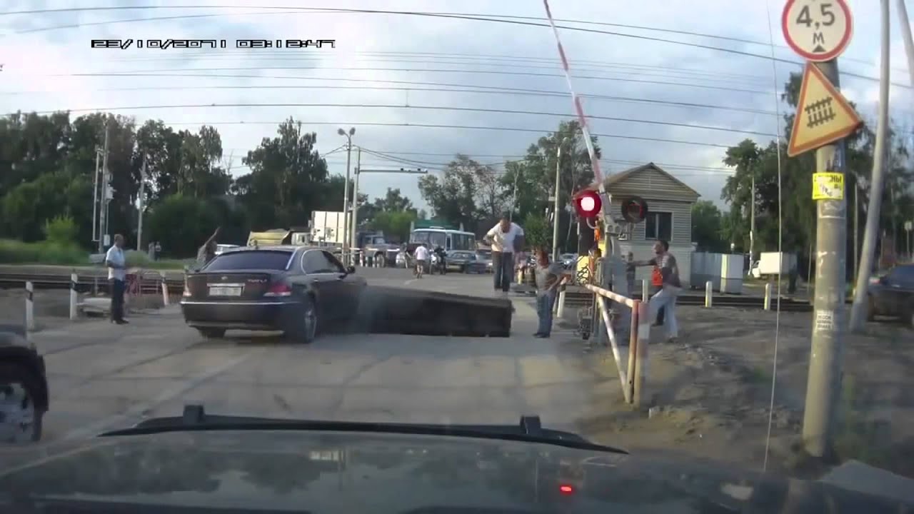 Russian Car Crash Compilation dashcam video today 18 2 2016 - YouTube
