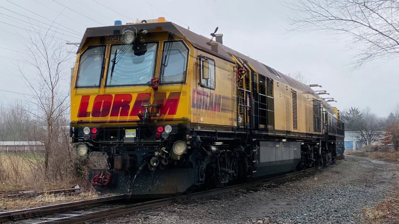 The LORAM Rail Grinder at the Hudson Wye & Veterans Way Park -1/17/2021 ...