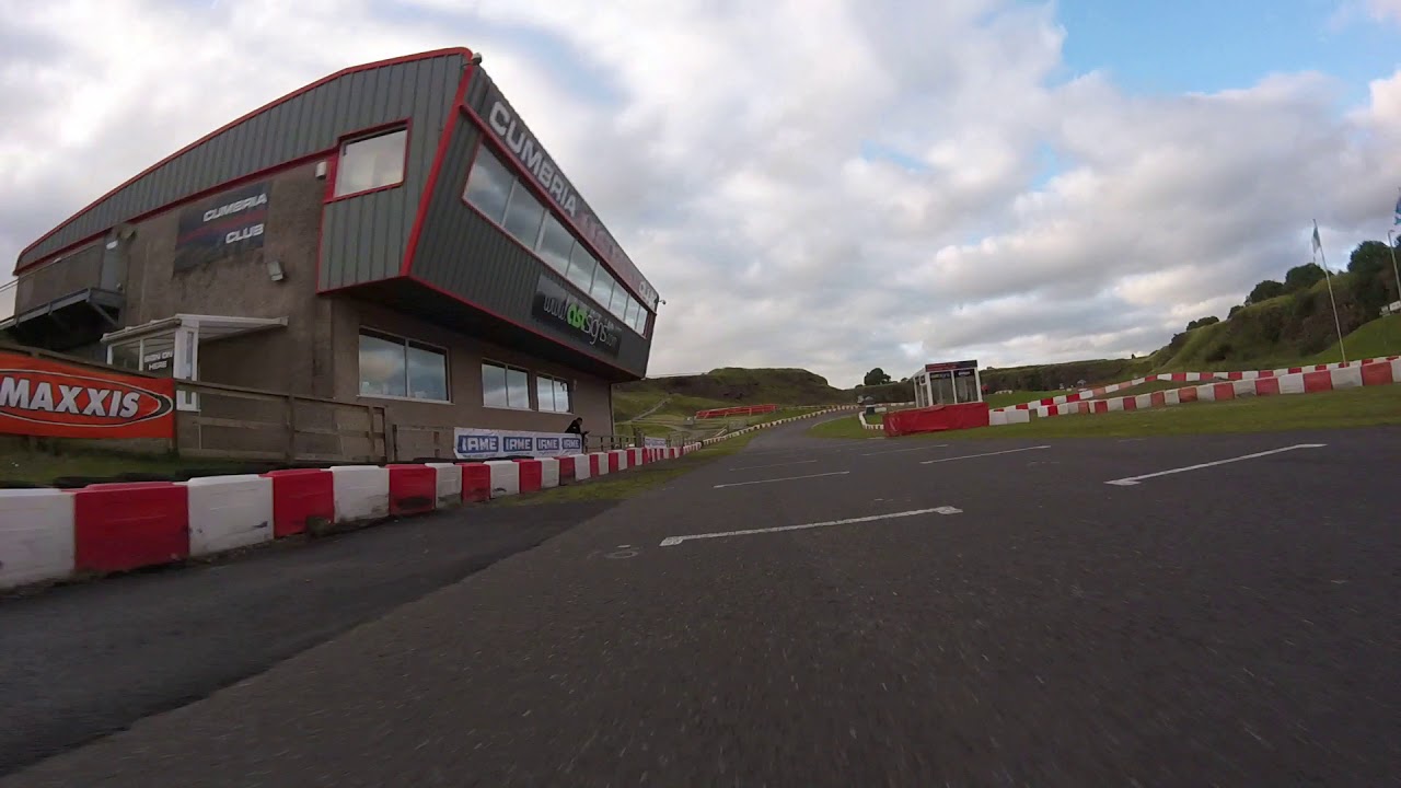 Rowrah kart track - YouTube