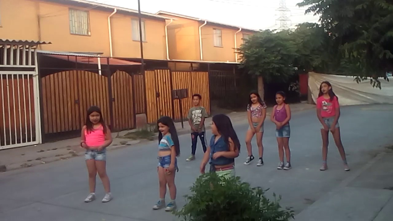 Las Niñas Bailan Youtube