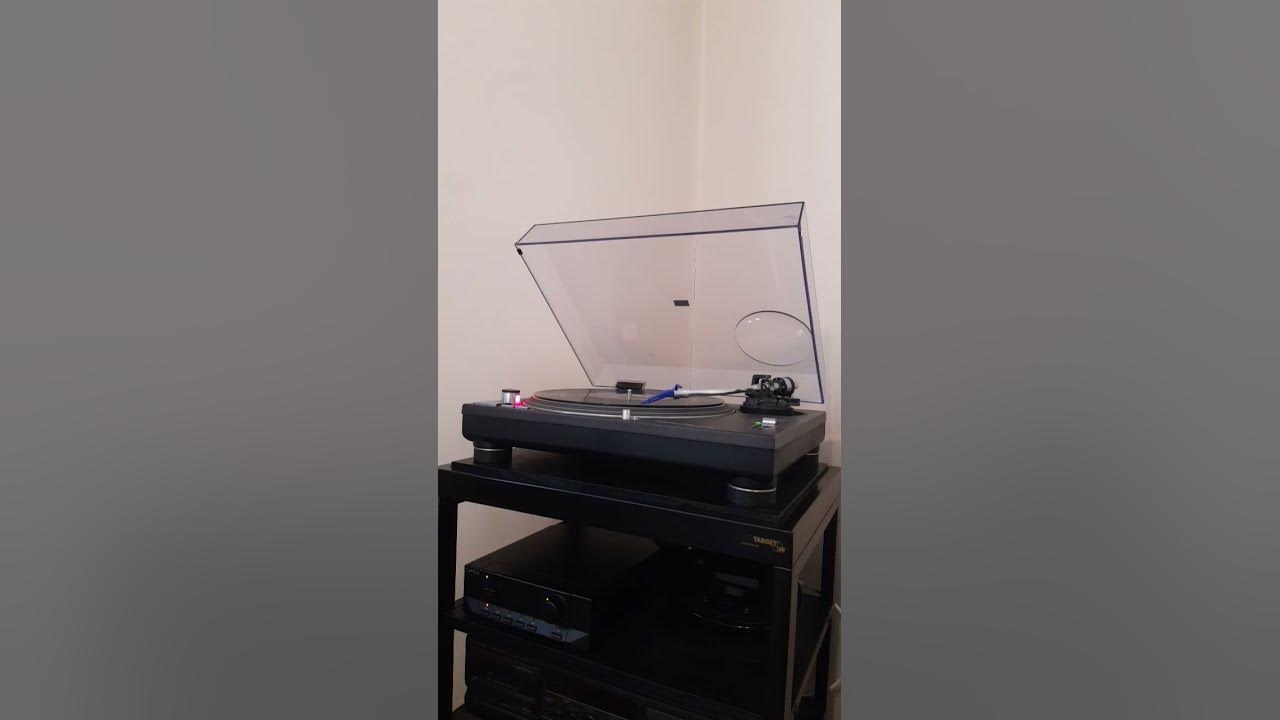 Thomas Bangalter 'Colossus'. Trax On Da Rocks Vol.2. 1998 Roulé Music. - YouTube