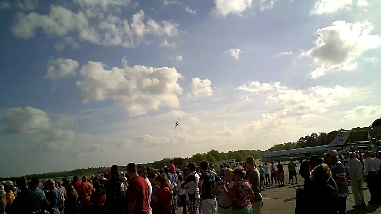 FAT ALBERT FLY BY - YouTube