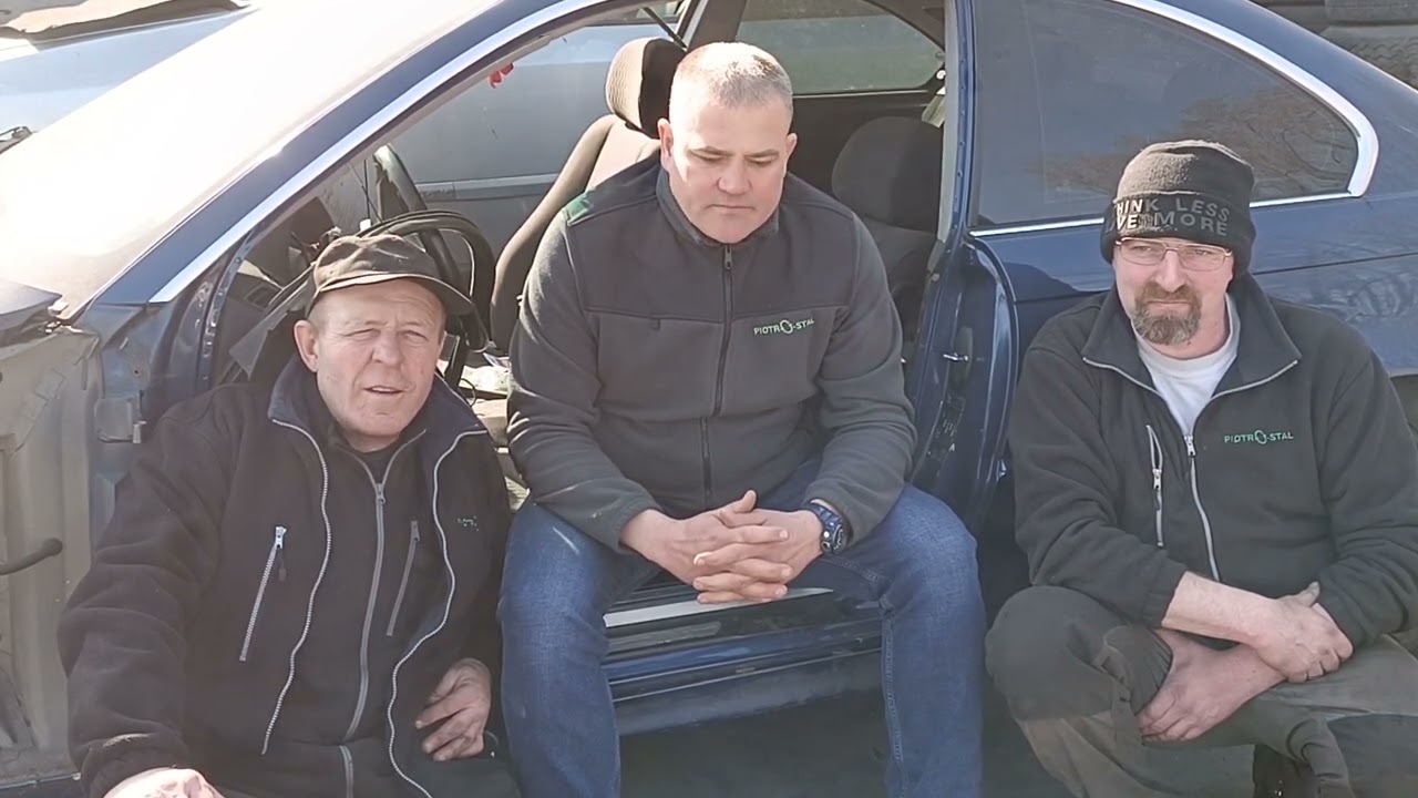 Serial Dobra Robota - YouTube