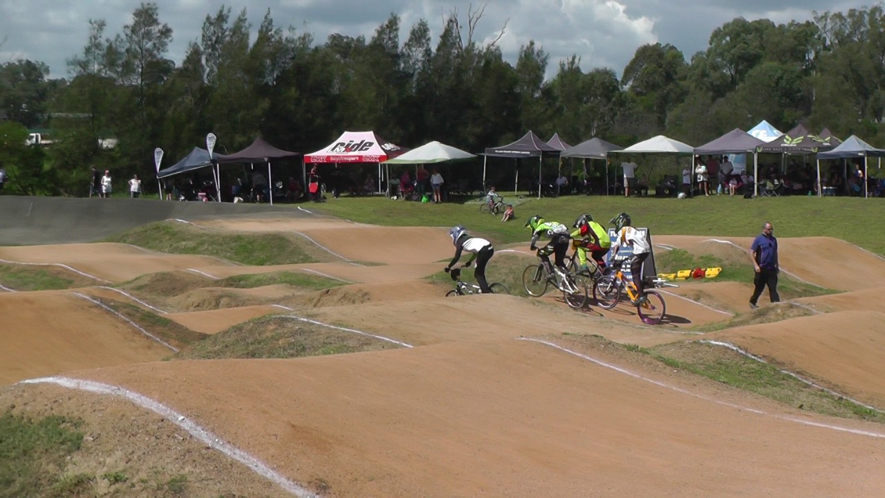 12 Boys Final - 2017 Hawkesbury BMX Open - YouTube