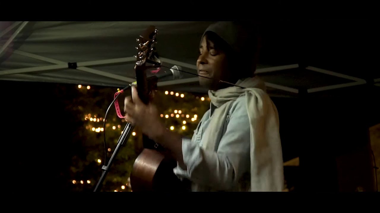 "Pearl Jam Yellow Ledbetter" Pentley Holmes - YouTube