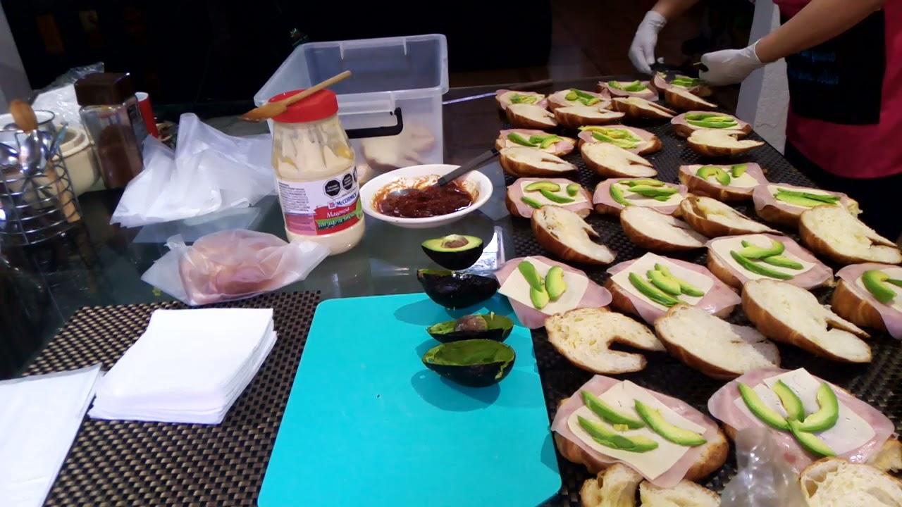 Cuernitos rellenos 🥐*preparando ando*😉para vender (lunch,eventos de ...