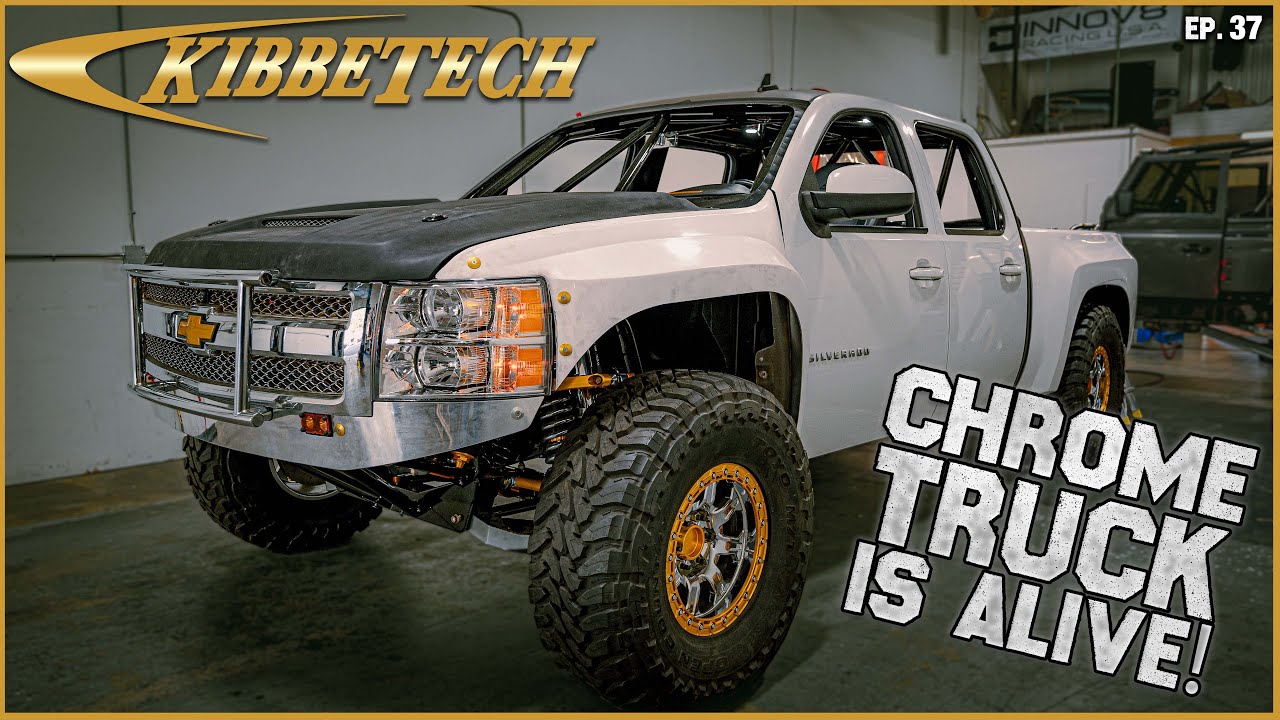 Chrome Truck Is Alive And The Black Truck Is Rollin Youtube