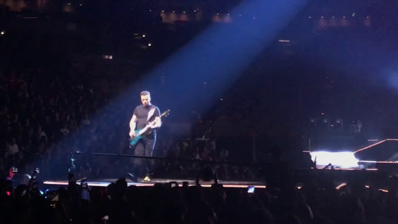 Muse Hysteria Live HD - YouTube