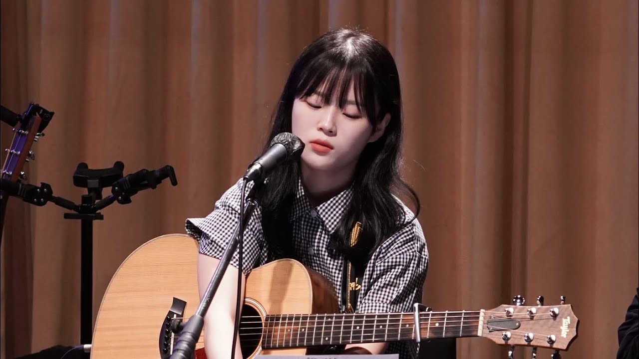 [LIVE] 주하늘 - 내가 바라보는 세상 | Korea Indie Live Music Curation - YouTube