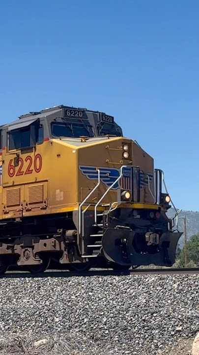 UP 6220 Leads a Grain Train East Through Mogul, NV - YouTube