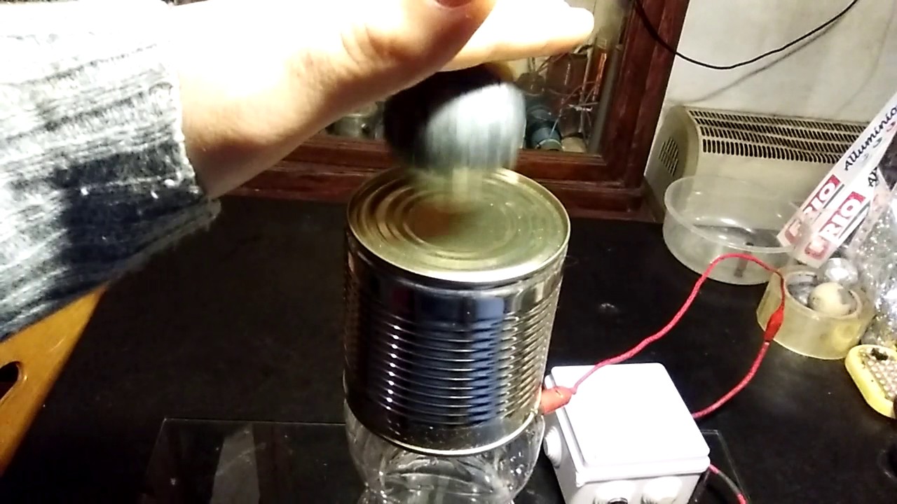 Electrostatic Bouncing Ball - YouTube