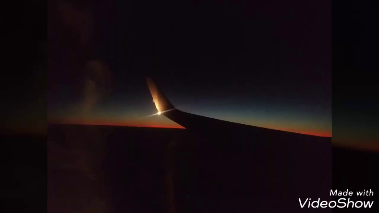 Jet Airways (Part 2/2):Mumbai Landing and Night Sky - YouTube