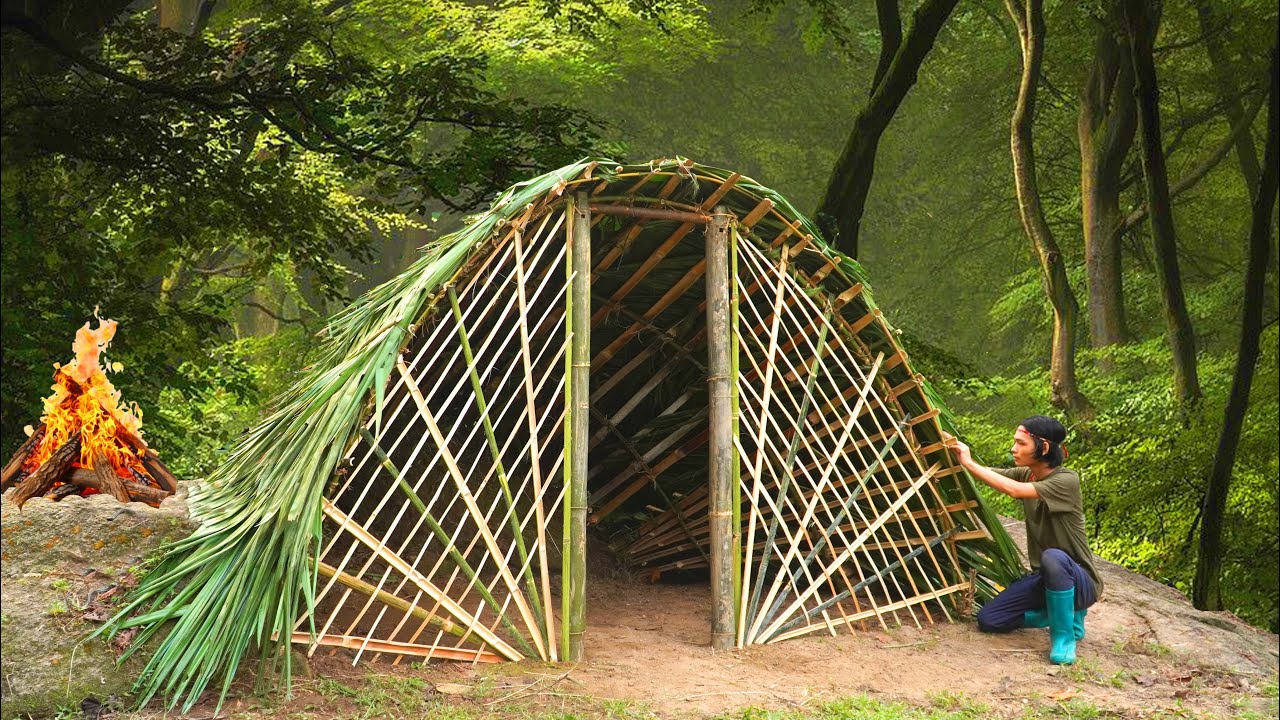 Build a complete shelter in the woods using natural materials. - YouTube