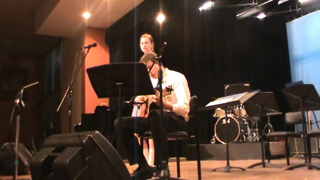 Grace Rennie and James Ross perform Hallelujah - YouTube