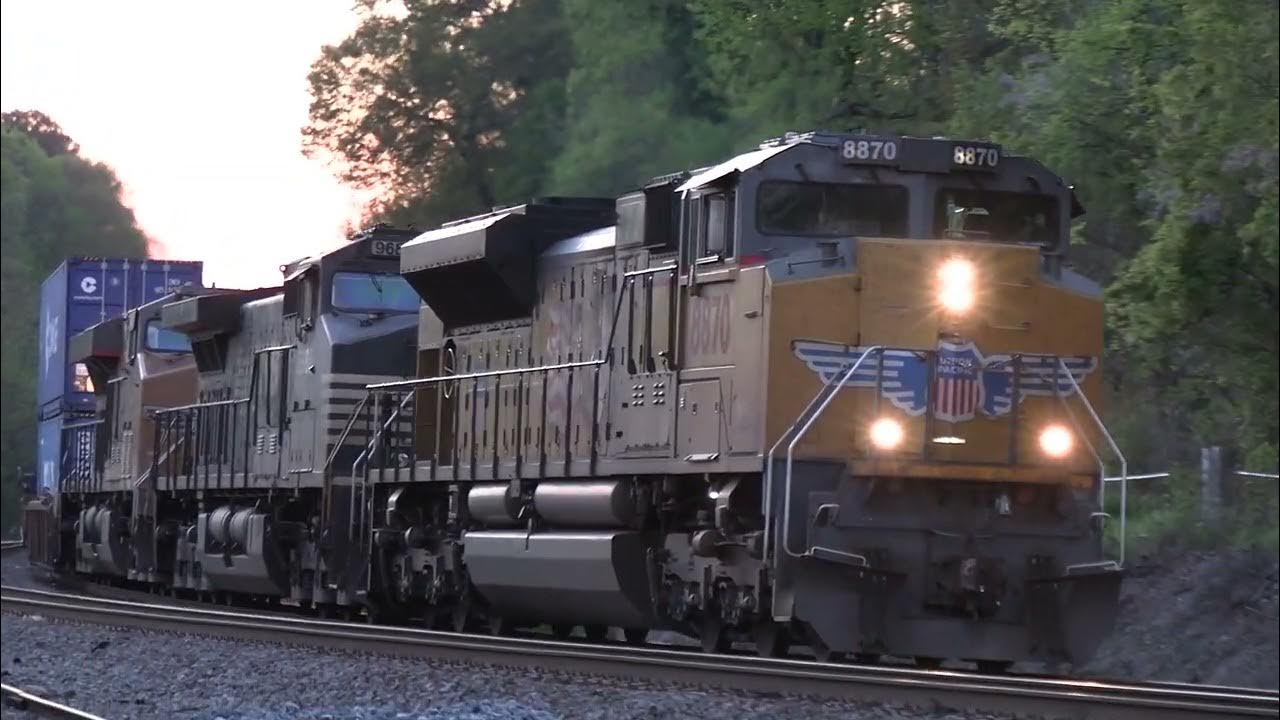 UP 8870 with friendly crew leads NS 29A at Mableton, GA 4/5/24 - YouTube