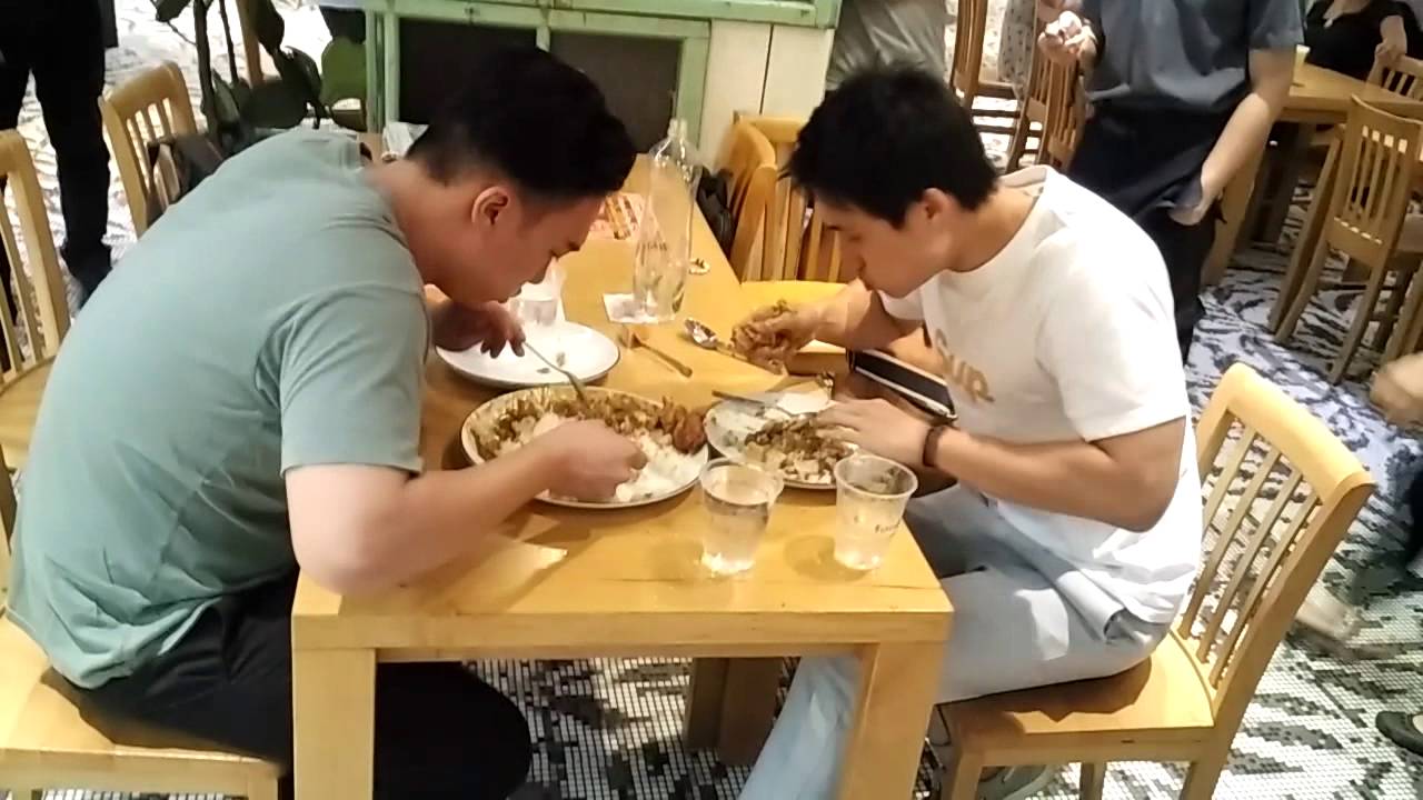 wisma atrium food republic curry rice challenge - YouTube