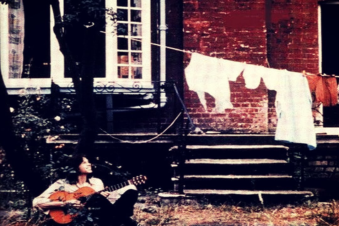 Nick Drake - Three Hours (Home Recording) - YouTube