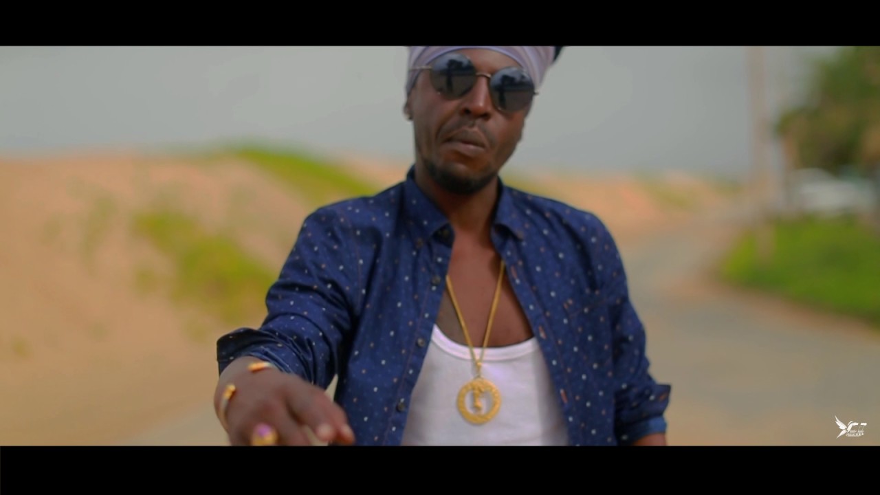 PRINCE KOLONI CLIP OFFICIEL TE MI NAW DE MOO - YouTube