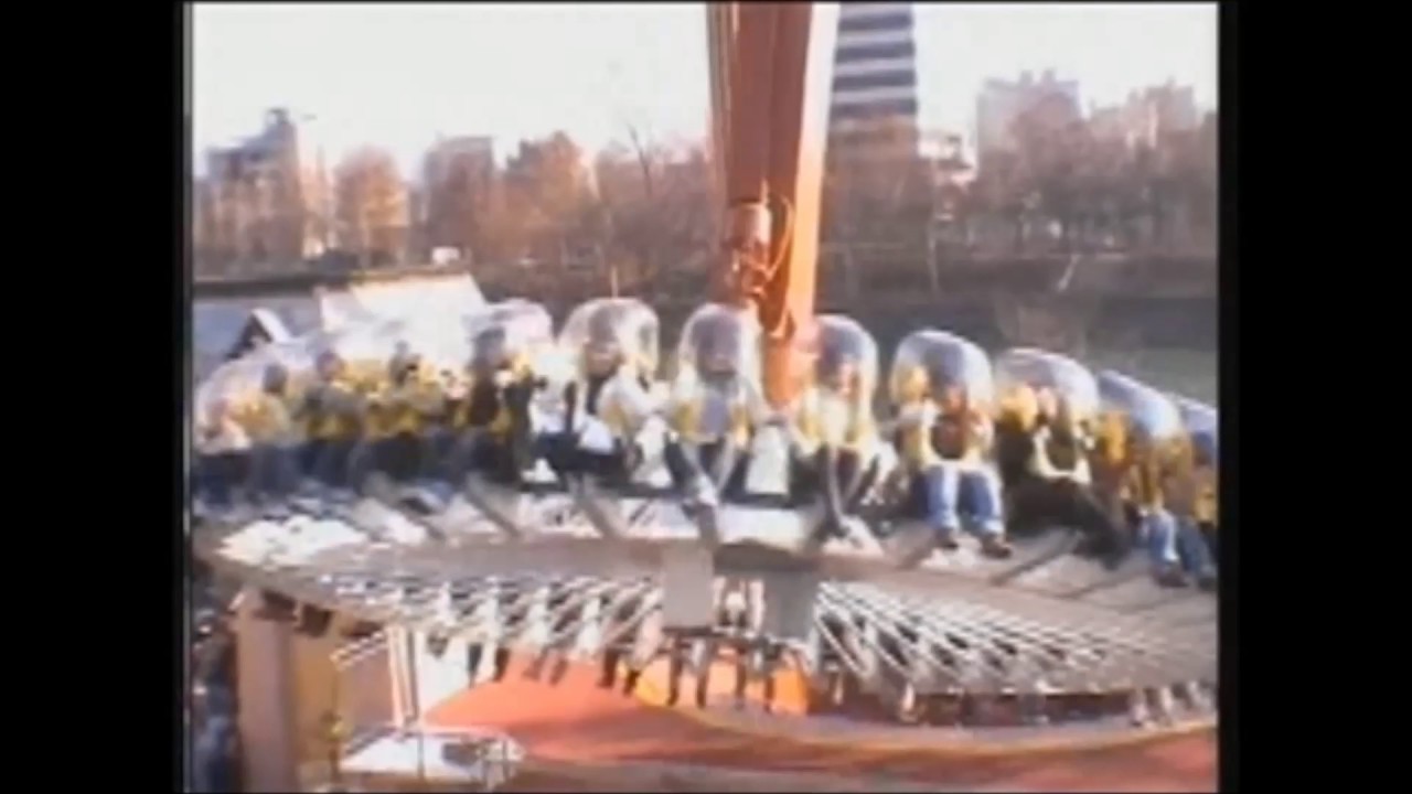 Gyro Swing; Lotte World, South Korea - Intamin Rides - YouTube