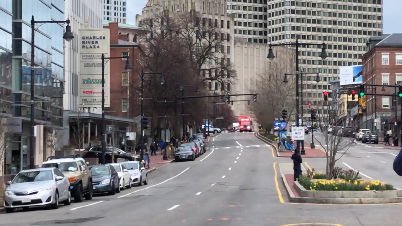 Boston Fire Engine 22 and Hazmat 1 Responding - YouTube