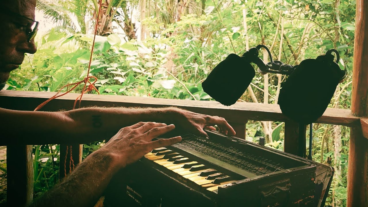 Raga Drone on Broken Harmonium | DR#54 - YouTube