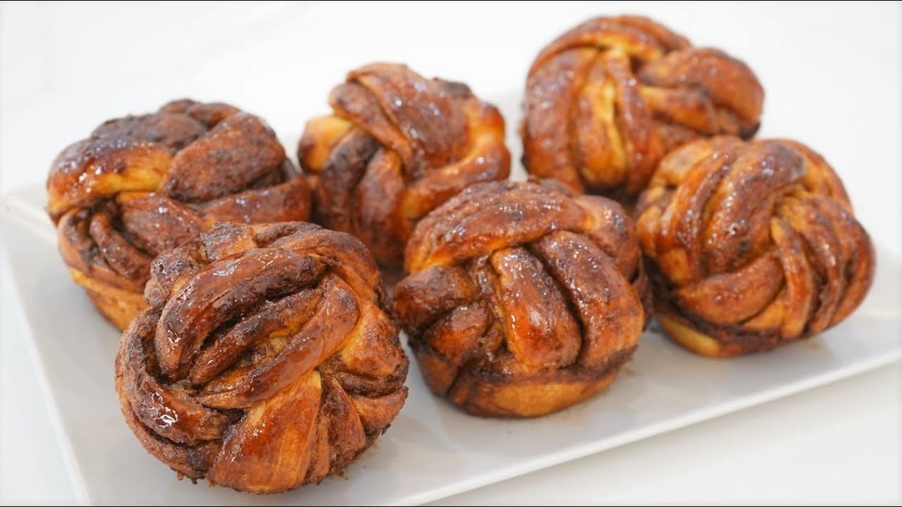 How To Make Delicious Cinnamon Swirls - YouTube
